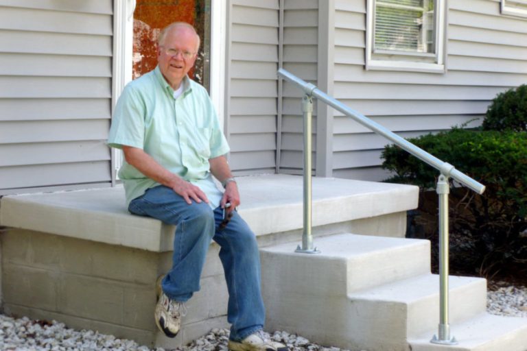 20 Handrails to Help the Elderly | SelectFIT